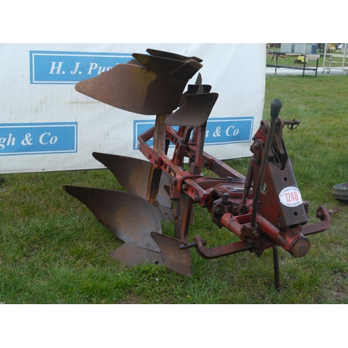 Massey Ferguson HB80 reversible 2 furrow plough