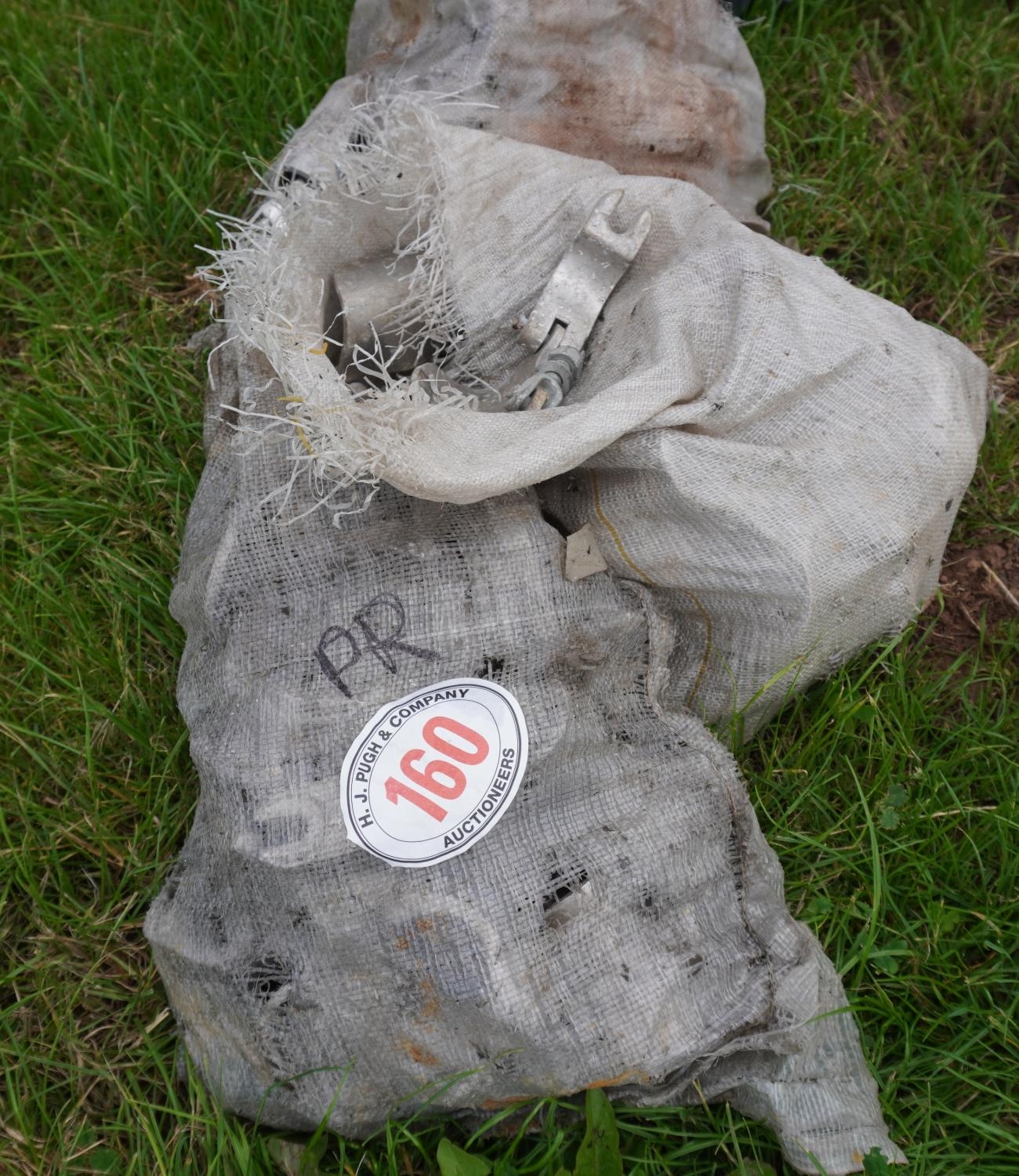 Aluminium scaffold clips