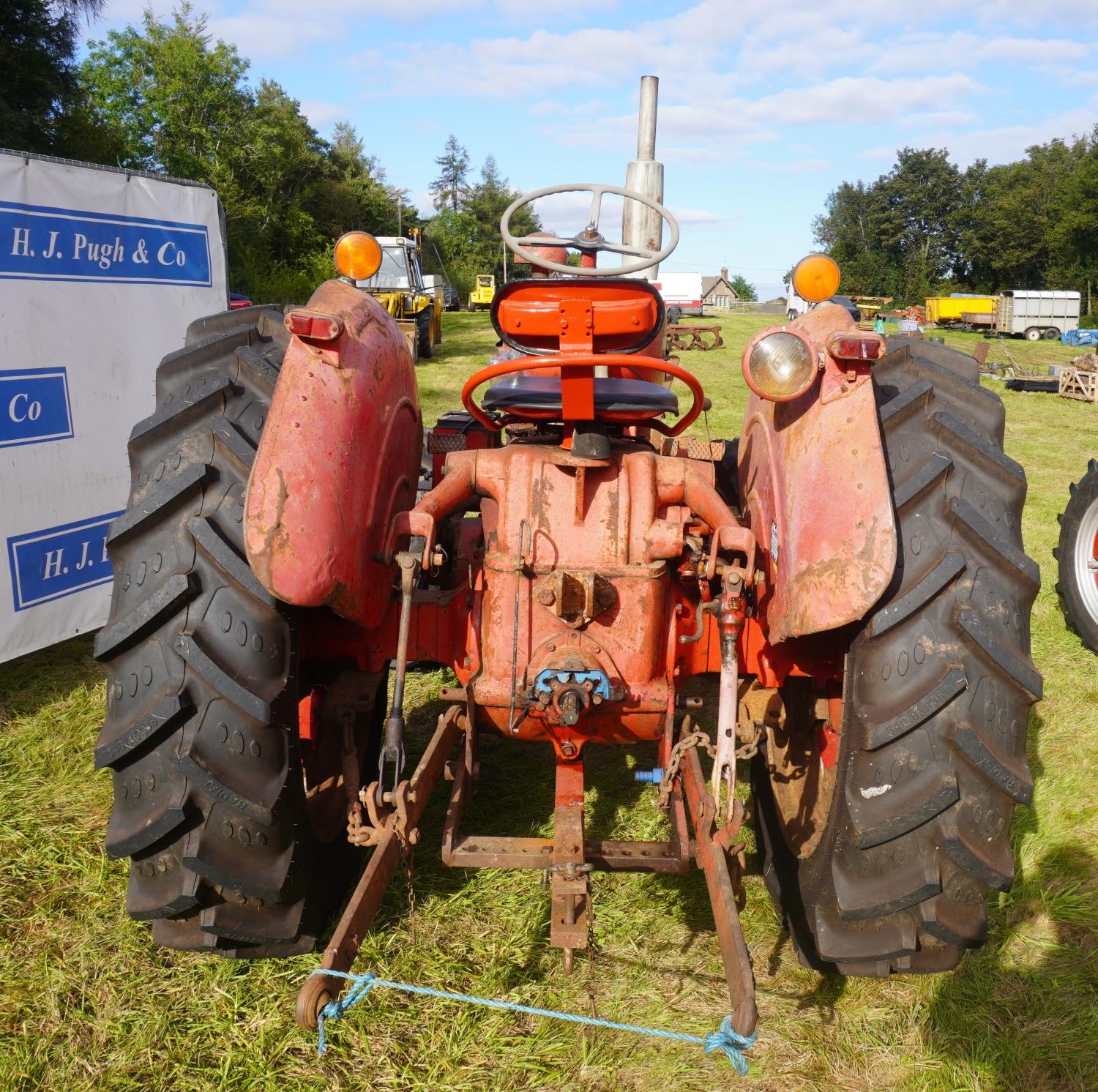 McCormick International B450 Roadless 4WD tractor. Runs and drives. New ...