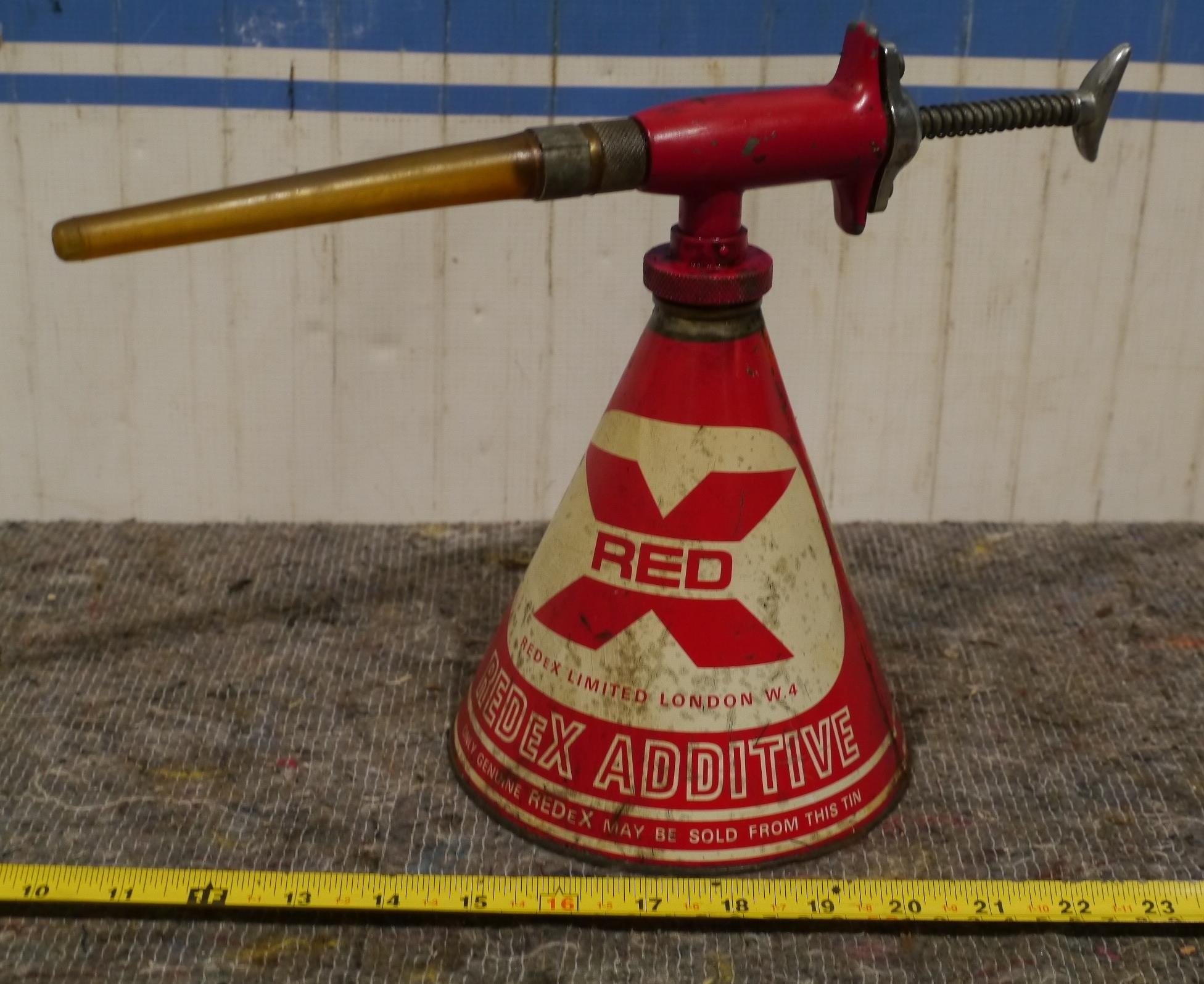 Redex additive dispenser