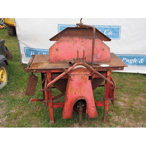 Denning Chard sawbench