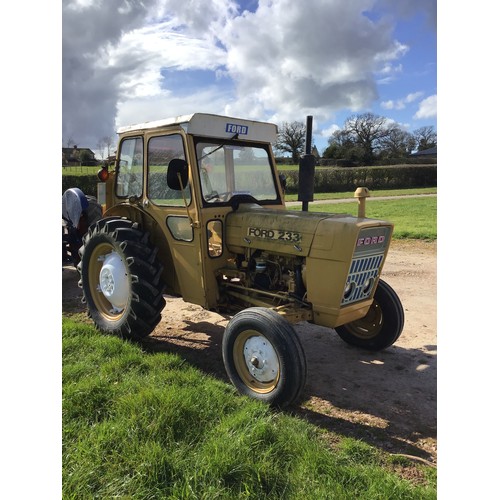 Ford 233 Industrial tractor. Runs and drives. Fitted with Ficco cab ...