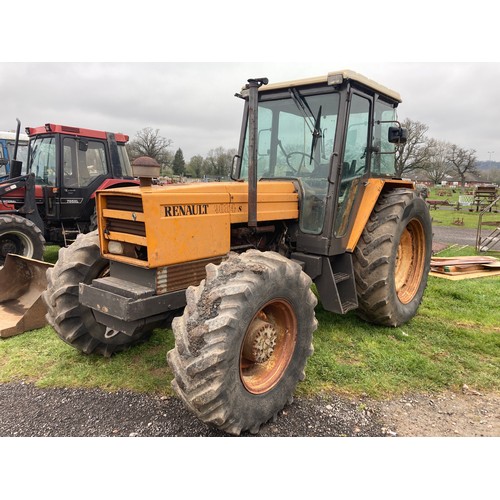 Renault 981.4 S tractor. Runs and drives.