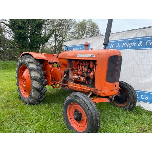 Nuffield 342 tractor. Starts and runs. Reg 731UXH.