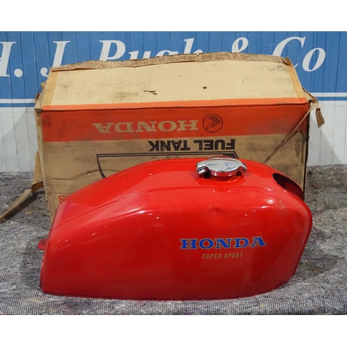 Honda 400-4 Supersport fuel tank