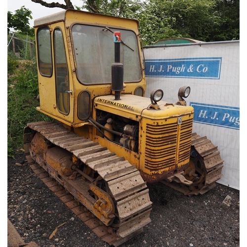 International BTD6 crawler. 5 Track roller frame. Runs well. Good ...