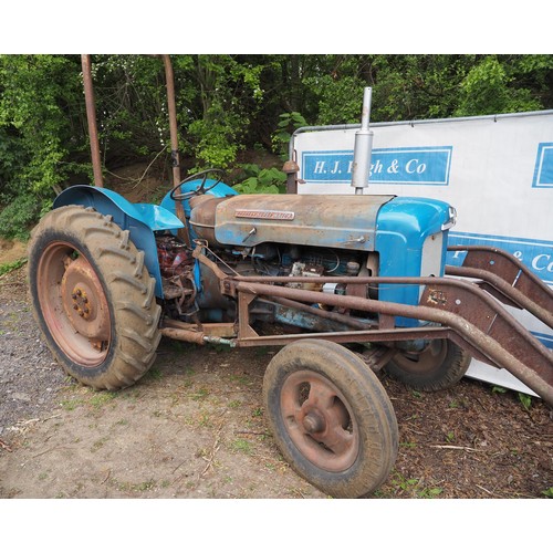 Fordson Super Major tractor. Comes with loader. Runs and drives