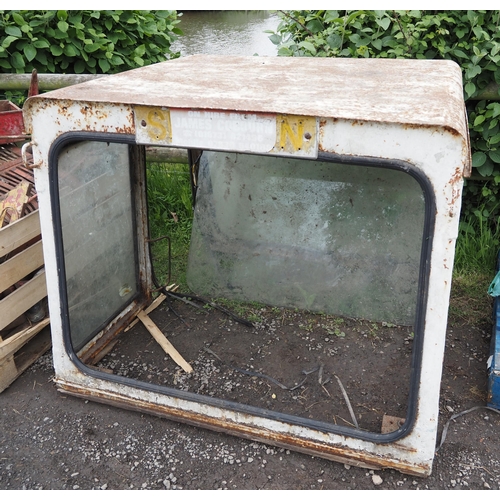 International TD8 cab