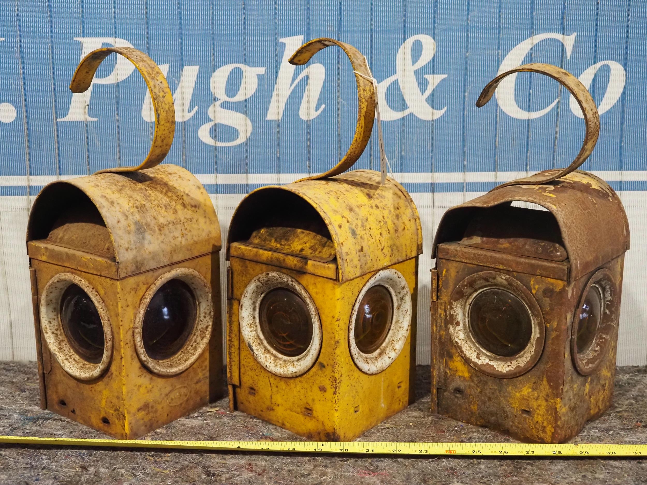 3- Railway signalling lamps