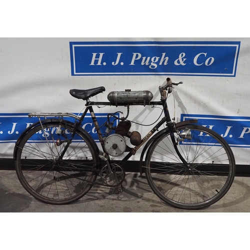 Commodore bicycle with Villiers engine, turns over with compression ...