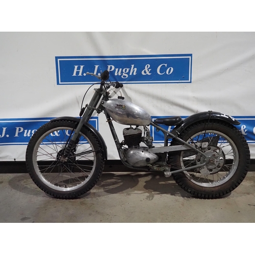 BSA Bantam motorcycle. 1949. 175cc. Frame No. YD17515 Starts and runs ...