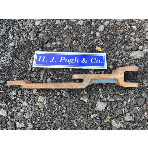 Fordson Major drawbar clevis