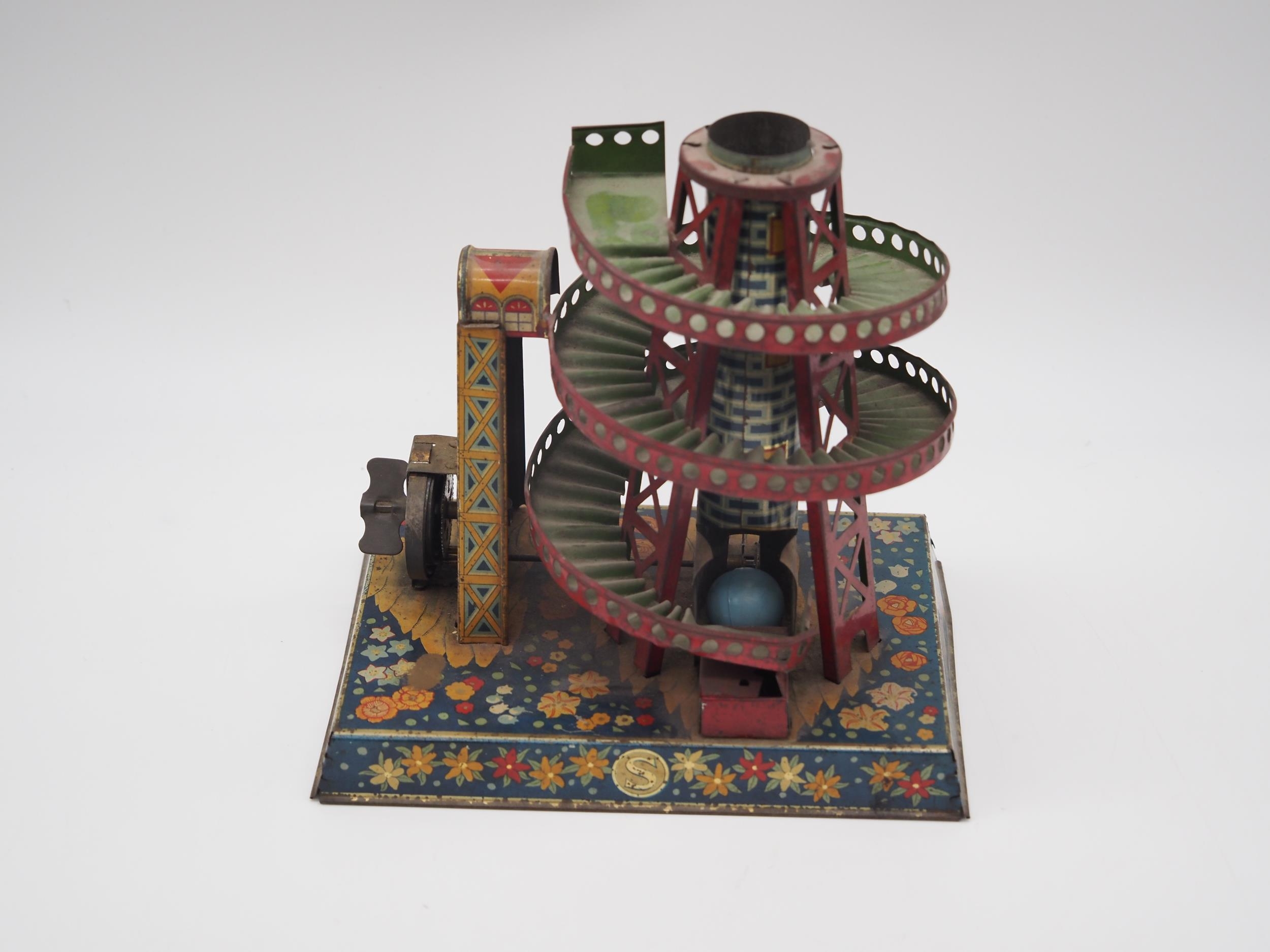 Early Japanese clockwork tinplate toy