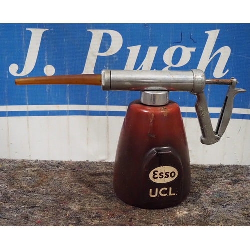 Esso upper cylinder lubricant dispenser