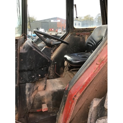 International 584 tractor. Reg. HYC 287T. No V5