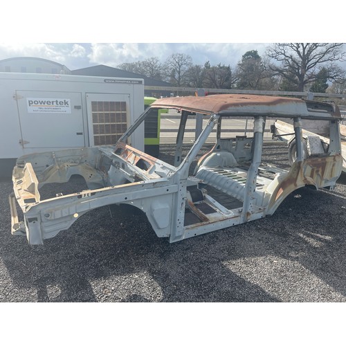 Land Rover Discovery shell. NOS