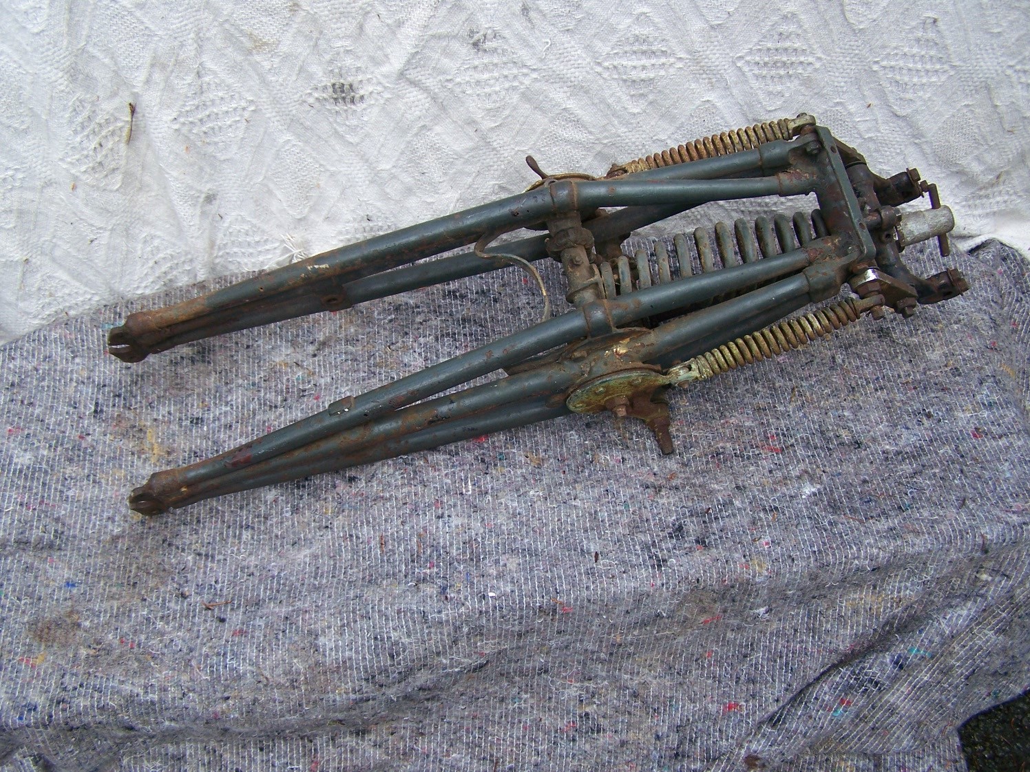 Ariel Red Hunter braced girder forks