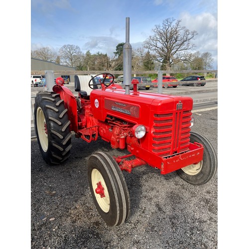 International B275 tractor. 1968. Champion Welsh ploughing tractor ...