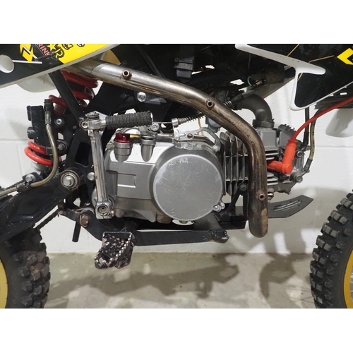 Stomp YX140 junior scrambler, lots of upgrades, runs and rides.