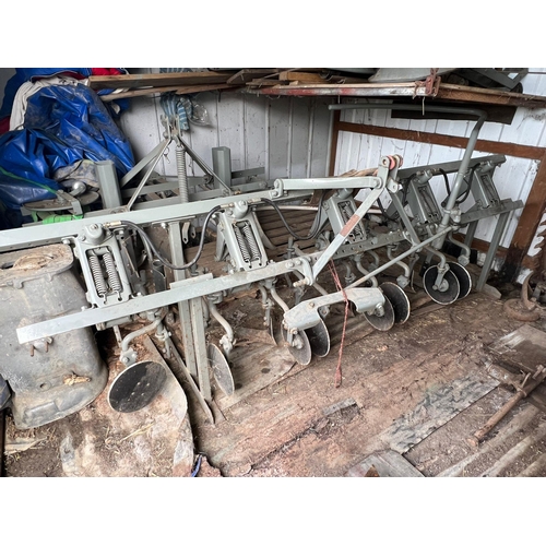 Massey Ferguson gang steerage hoe, Model MF712. Serial no. P990. Badged ...