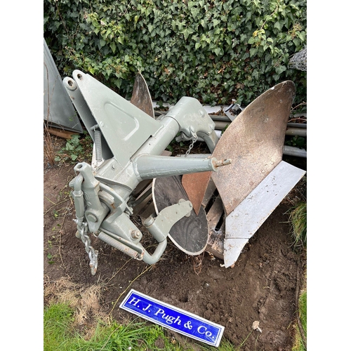 Ferguson butterfly plough. Serial no. 000432. Type TAE28. Badged