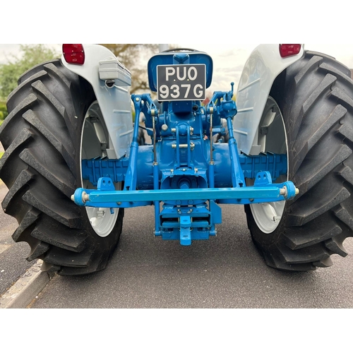 Roadless Ploughmaster 75 tractor. Runs and drives. 2573 hours showing ...