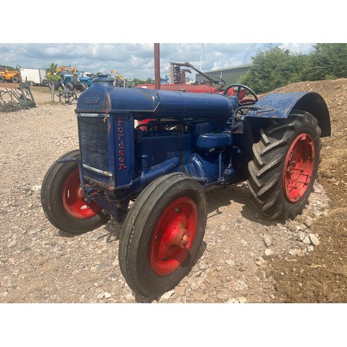 Fordson Model N tractor. 1937. Runs, cracked block