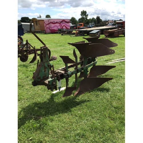 John Deere reversible plough. Badged