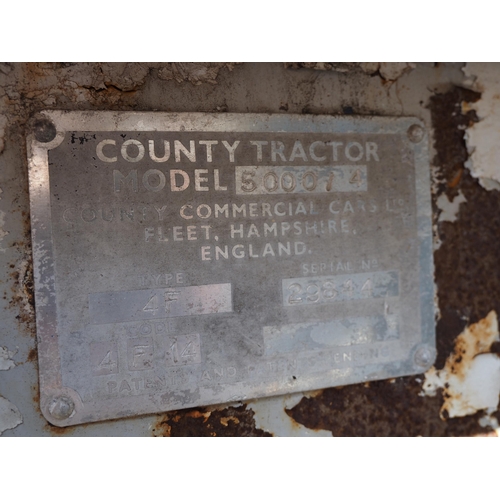 Ford 5000 Four tractor. Showing 7965 hours. Reg. AV-VE 14259