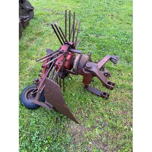 Kuhn single row potato digger