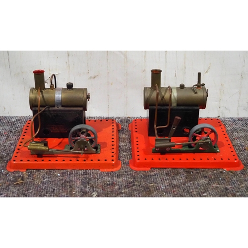 Mamod steam engine models - 2
