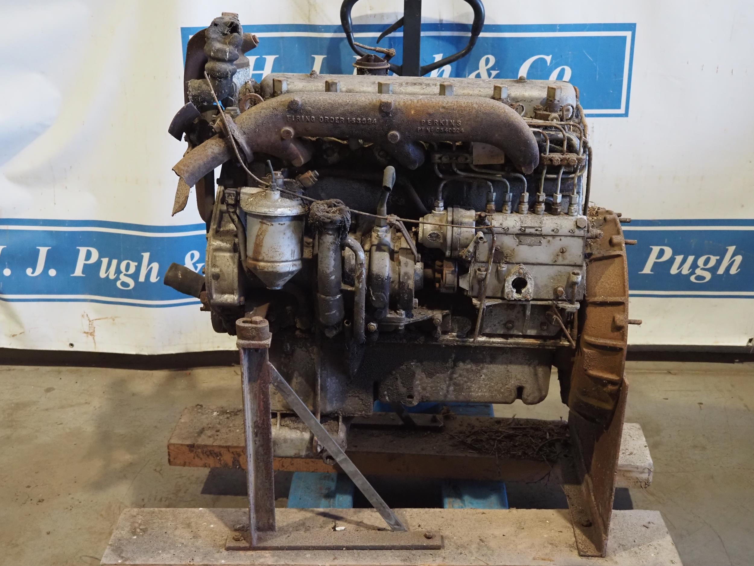 Perkins 6 cylinder diesel engine