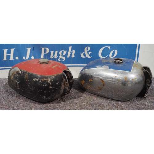 Royal Enfield Bullet fuel tanks - 2