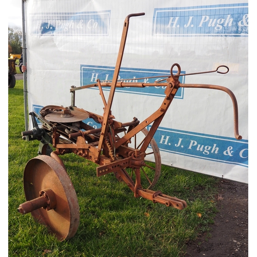 Trailed 2 furrow plough