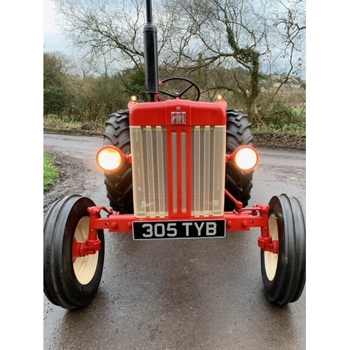 International B414 tractor, 1962. Restored to a very high standard. A ...