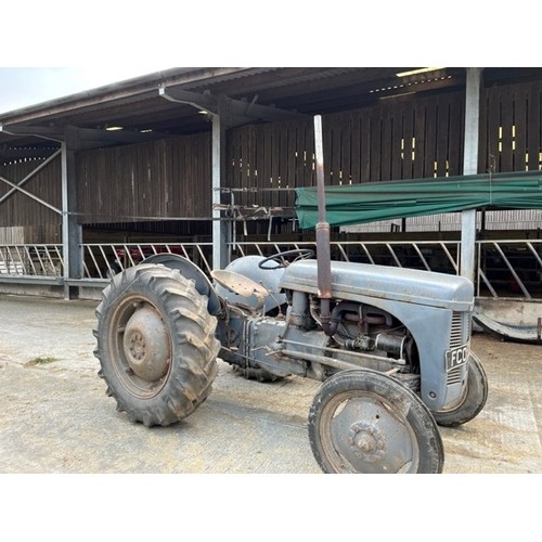 Ferguson TED20 tractor. Fitted with Howard reduction box. Runs and drives