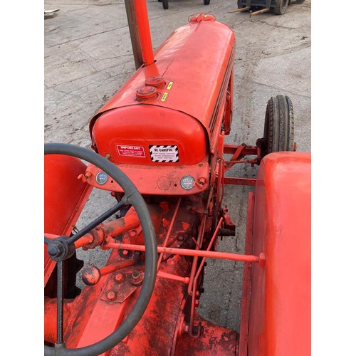 Early Case DEX tractor. Starts, runs and drives