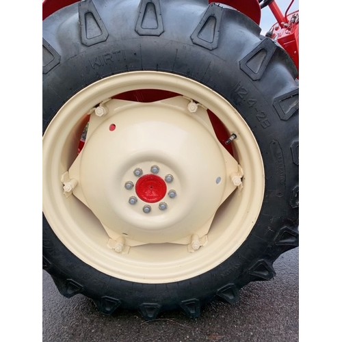 International B414 tractor, 1962. Restored to a very high standard. A ...