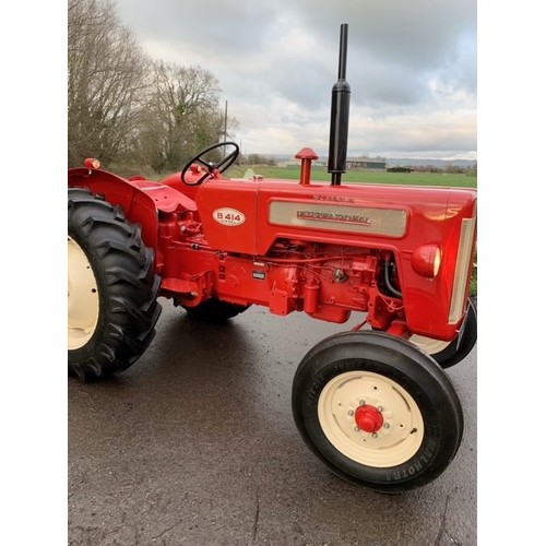 International B414 tractor, 1962. Restored to a very high standard. A ...