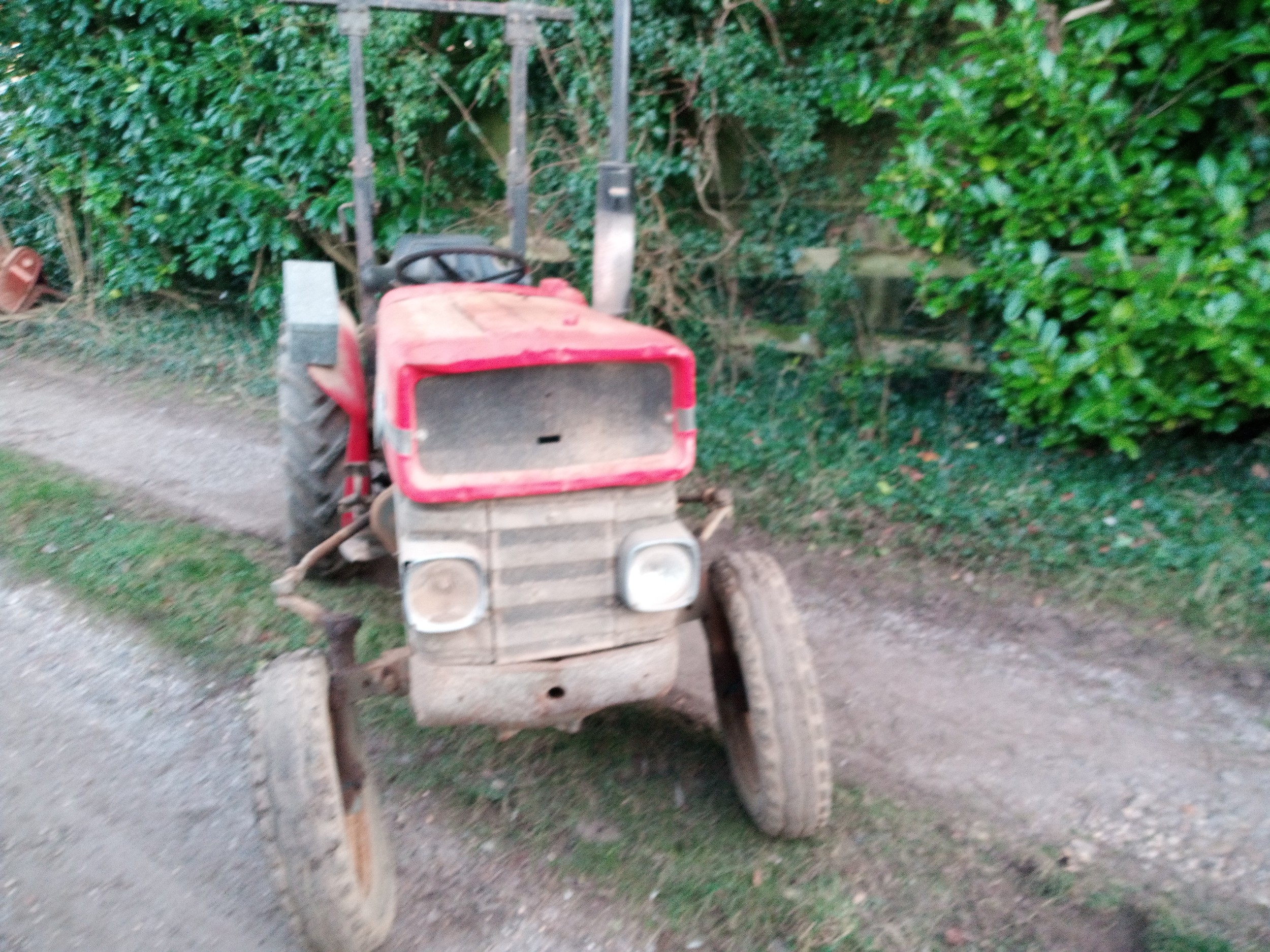 Massey Ferguson 135 narrow tractor. Runs and drives