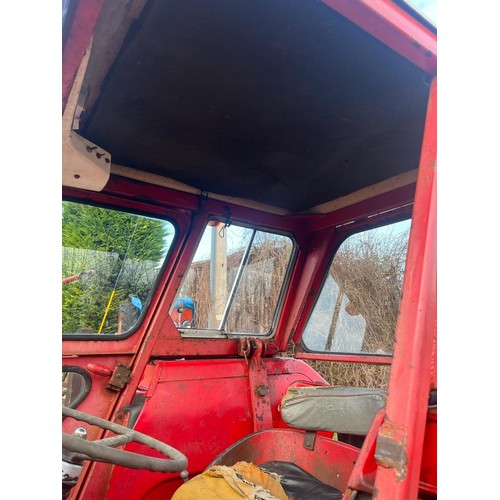 Massey Ferguson 135 tractor, 1968. C /w Duncan cab. Runs and drives ...
