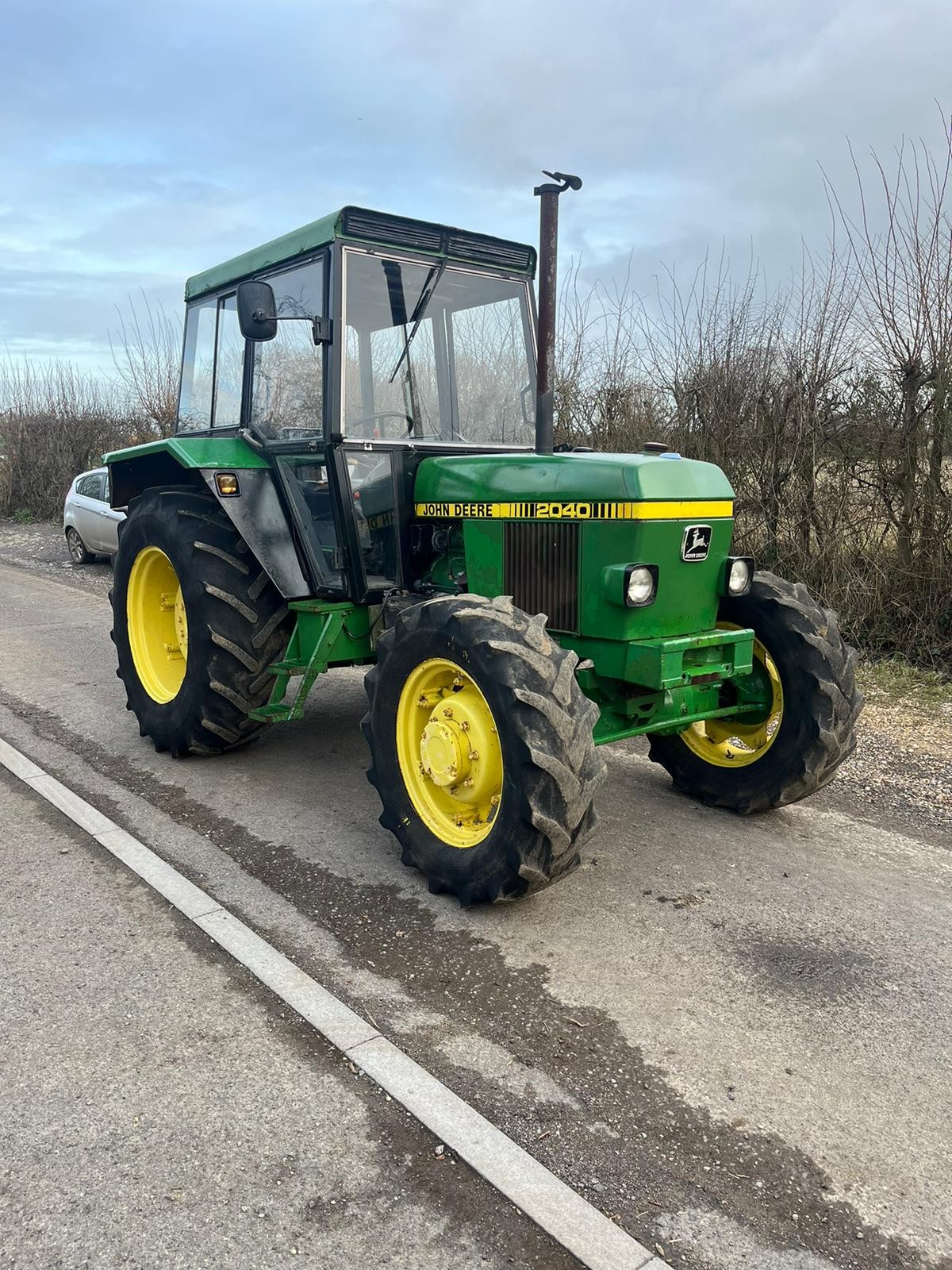 John Deere 2040 tractor. 1980. Runs and drives. Reg. XUN 454V. V5 in office