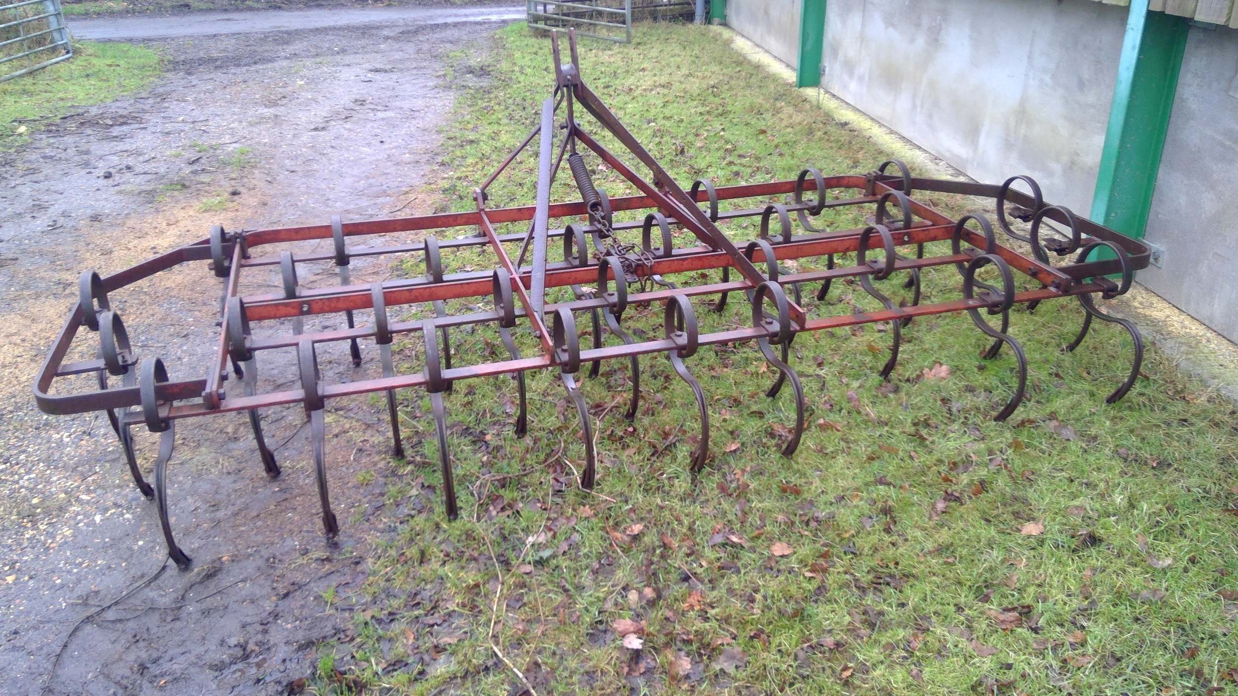 Spring tine cultivator approx. 11ft wide