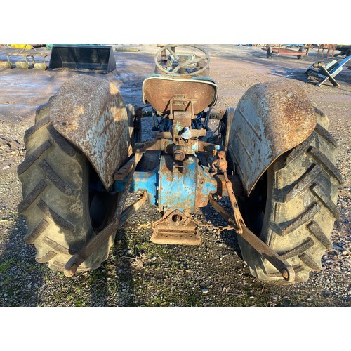 Ford 3000 Select-O-Speed. Runs well, selects all gears, original condition
