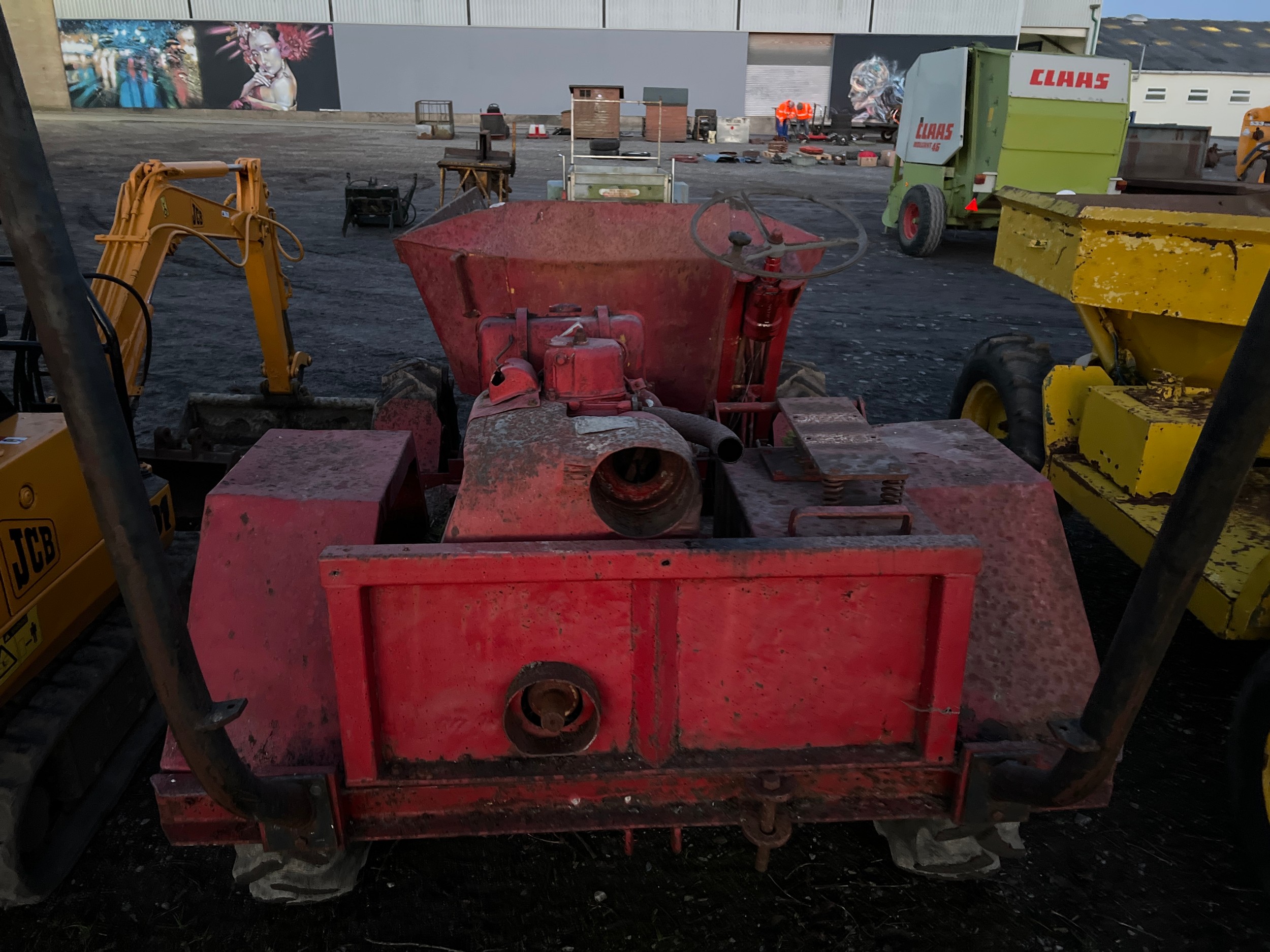 Dumper 4wd. Runs