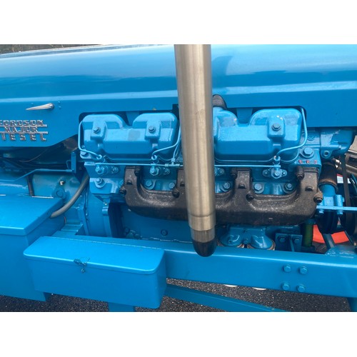Fordson Major tractor. Runs and drives V8 Perkins engine. V5. Reg SFE 993