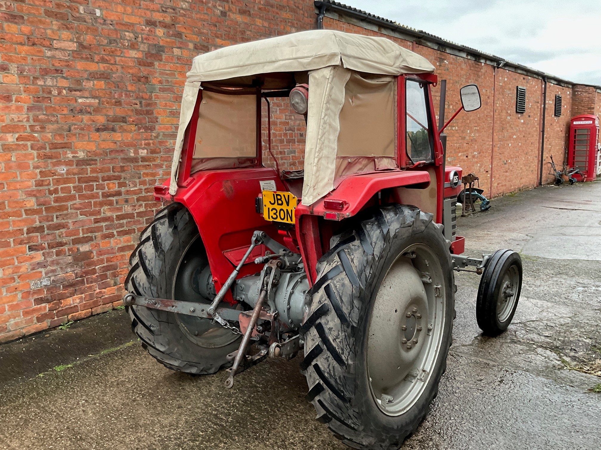 Massey Ferguson 165 2WD multi power tractor. C/w Massey Ferguson flexi ...