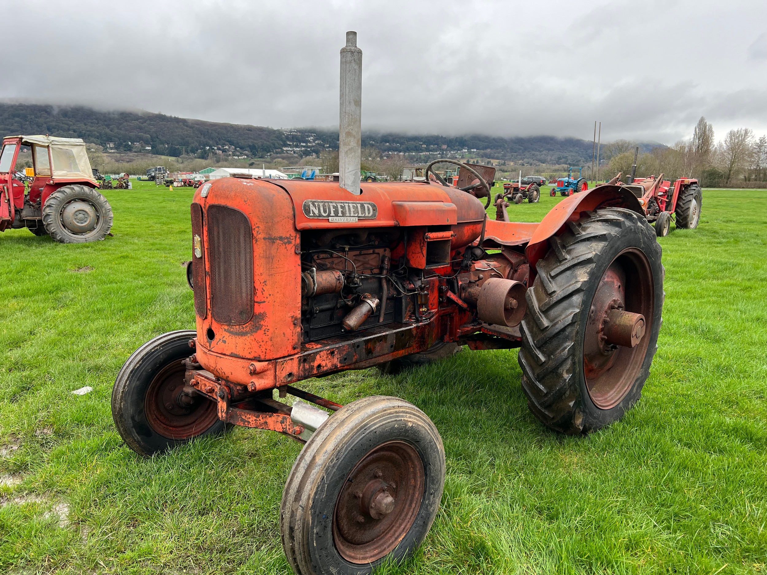 Nuffield Universal DM4 tractor. Runs and drives, ex farm, hydraulics ...