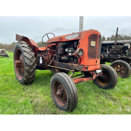 Nuffield Universal DM4 tractor. Runs and drives, ex farm, hydraulics ...