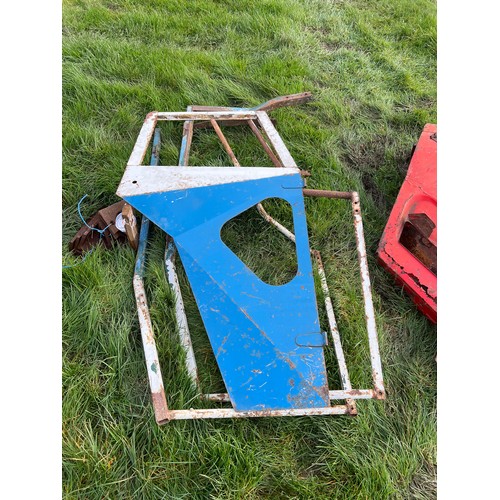 Ford 2000 Dexta Pre-force cab door and 2 surrounds